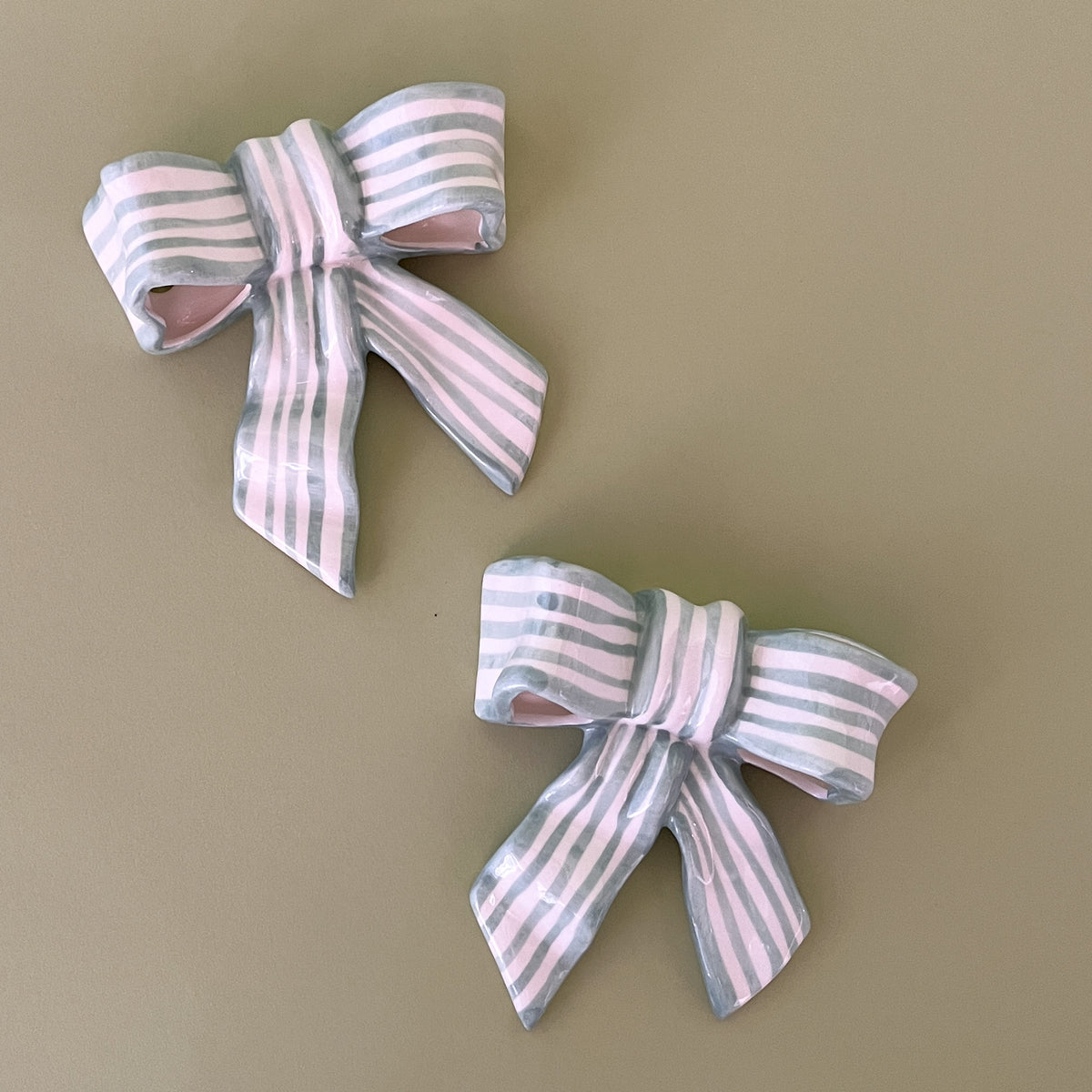 Striped Ceramic Bow – Madcap Cottage